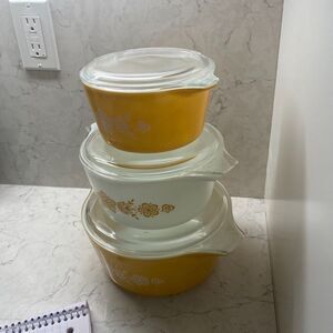 Pyrex | Dining | Vintage Pyrex Butterfly Gold Cinderella Nesting Bowls ...